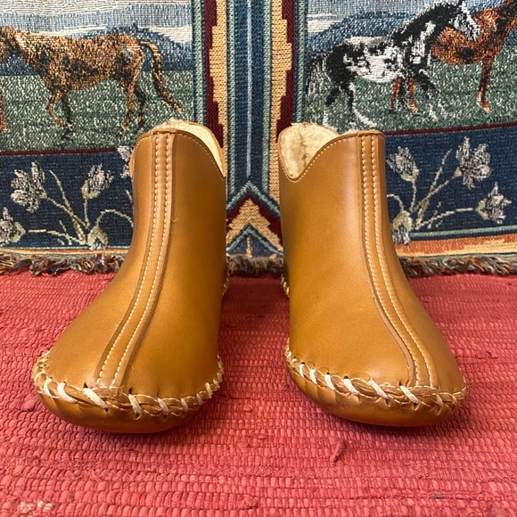 Shoes | Genuine Leather Vintage Moccasin Boot Slipper | Poshmark